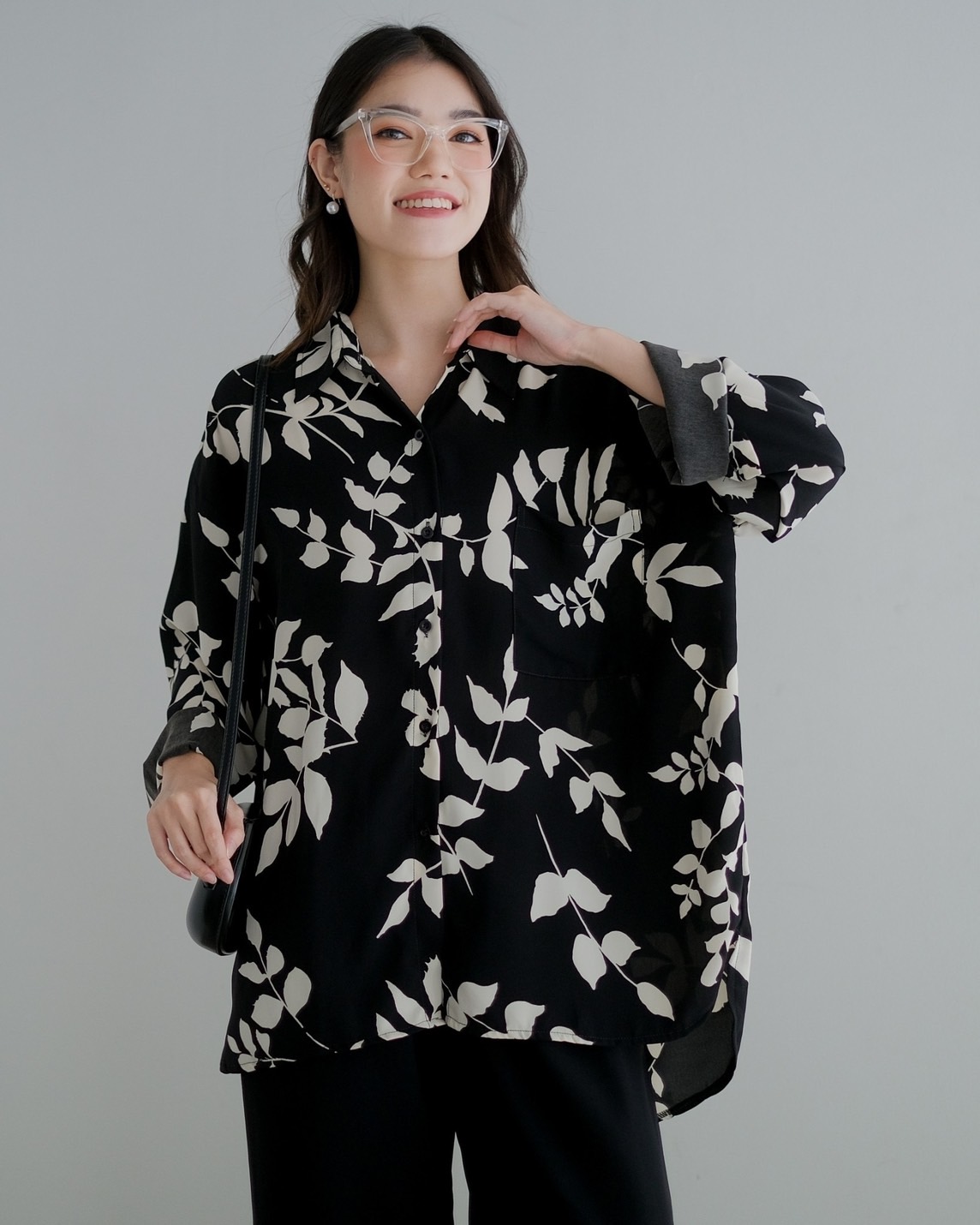 Xavia Shirt Kode 14730 Black - RUBYLICIOUS