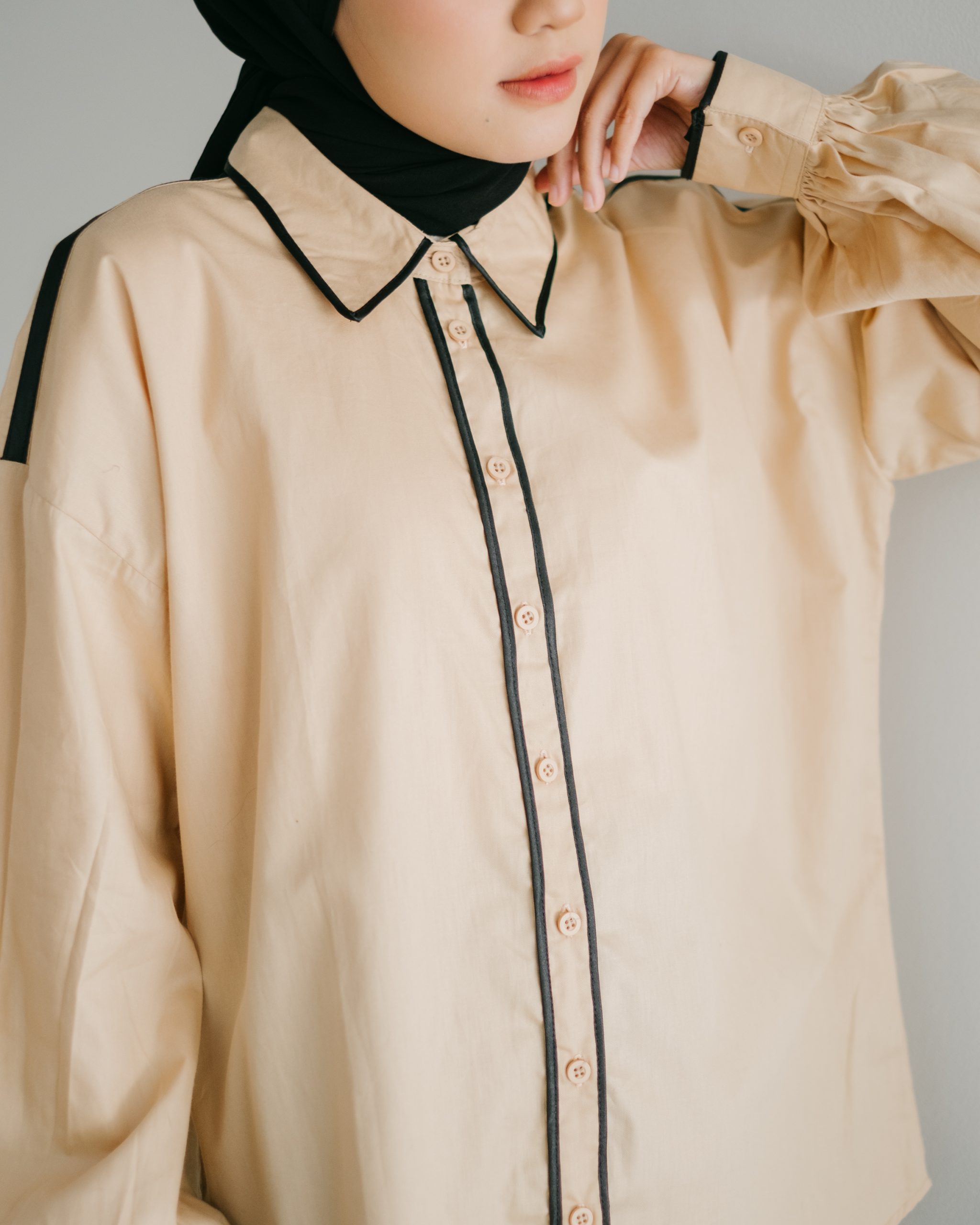 Diori Shirt Cream - RUBYLICIOUS